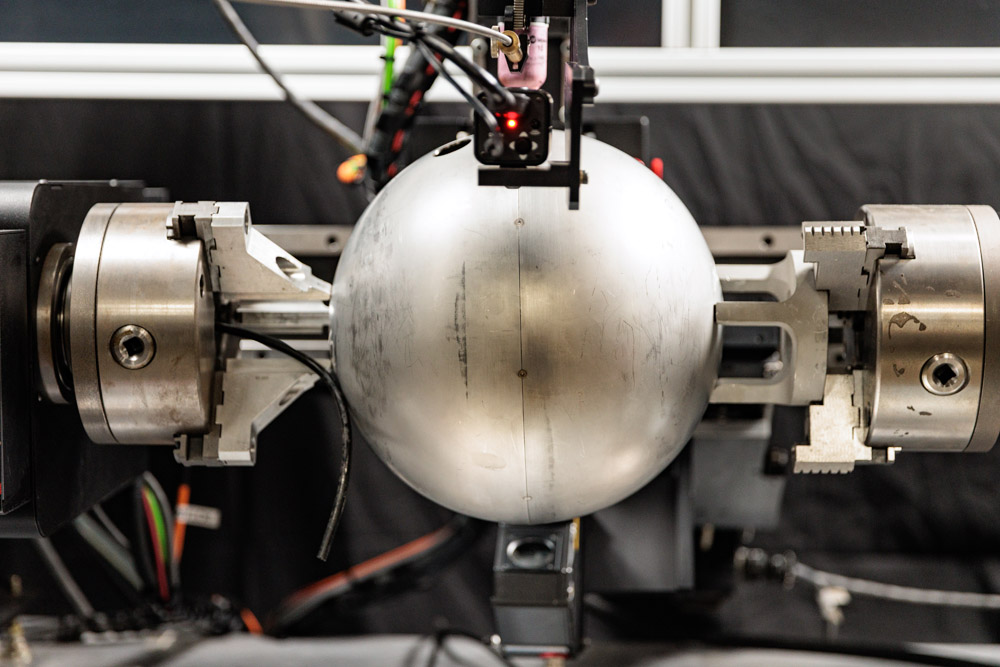 Automatic GTAW Tank Welder with Laser Seam Tracking | Weldlogic Inc.